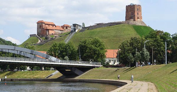 Drobė horizontali Gedimino pilis, Vilnius, Lietuva - DRH000007